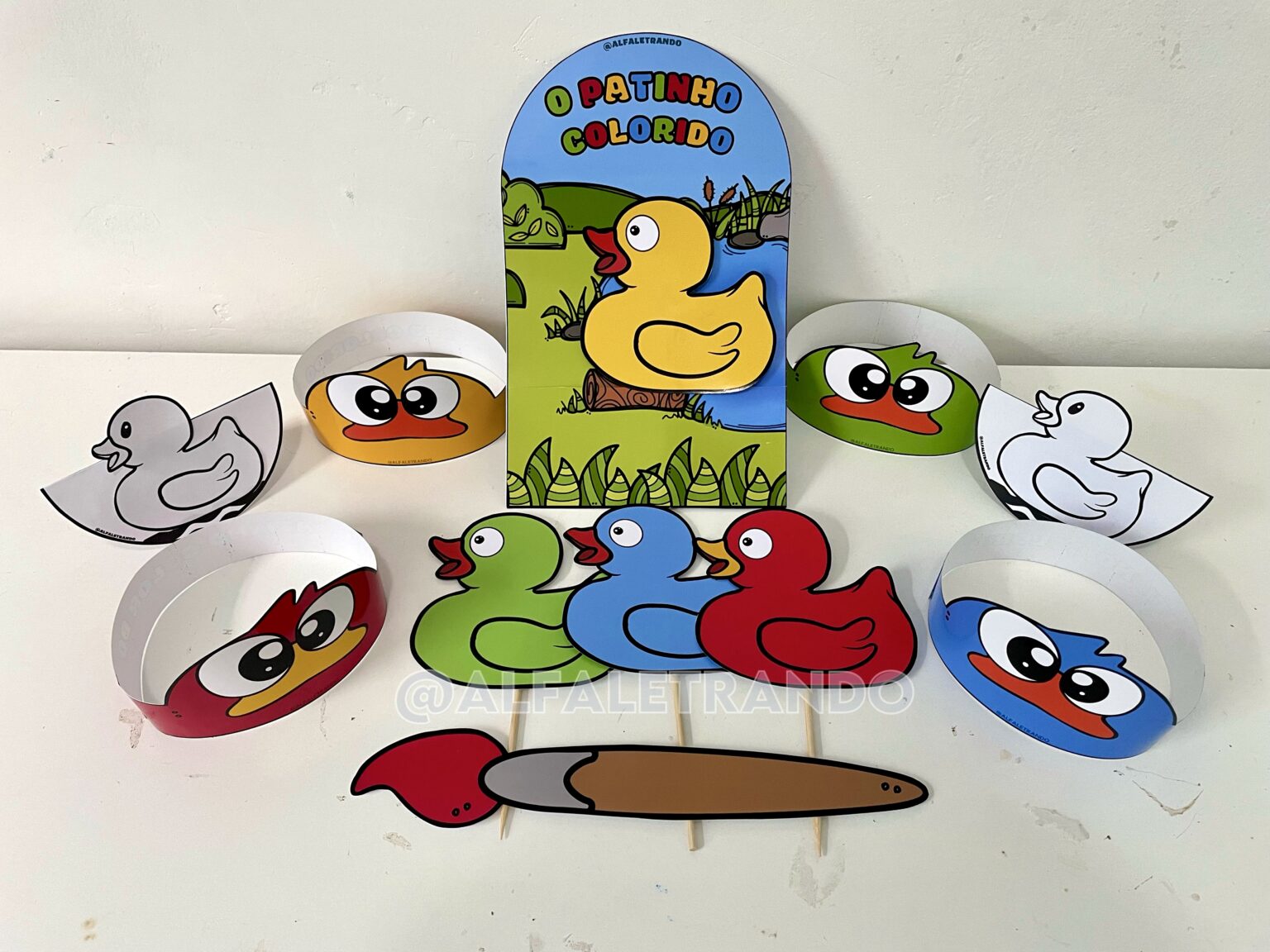 Kit “O patinho colorido” - Lojinha Alfaletrando - Andressa Marchioti