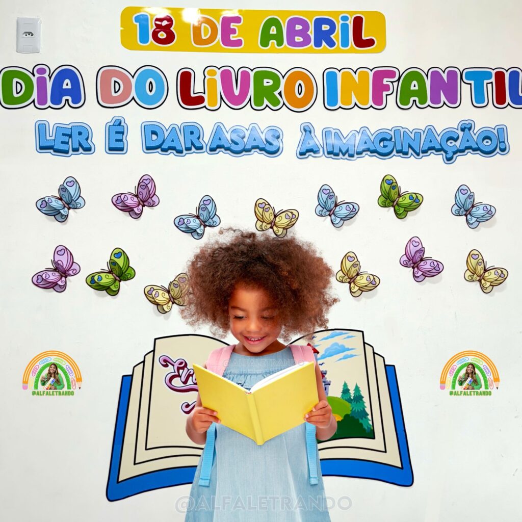 Painel Dia do livro Infantil - Lojinha Alfaletrando - Andressa Marchioti